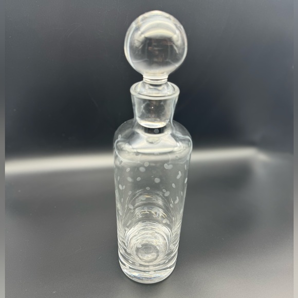 kate spade | Kitchen | Kate Spade New York Larabee Dot Crystal Decanter ...